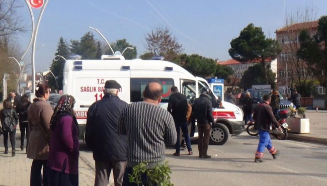 Yaşlı adama motosiklet çarptı - Zonguldak Pusula Son Dakika Haberleri Yaşlı adama motosiklet çarptı - Zonguldak Pusula Son Dakika Haberleri