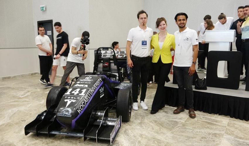 Tesla sponsor oldu, Türkiye’de ilk kez turbo içten yanmalı ’Formula ...