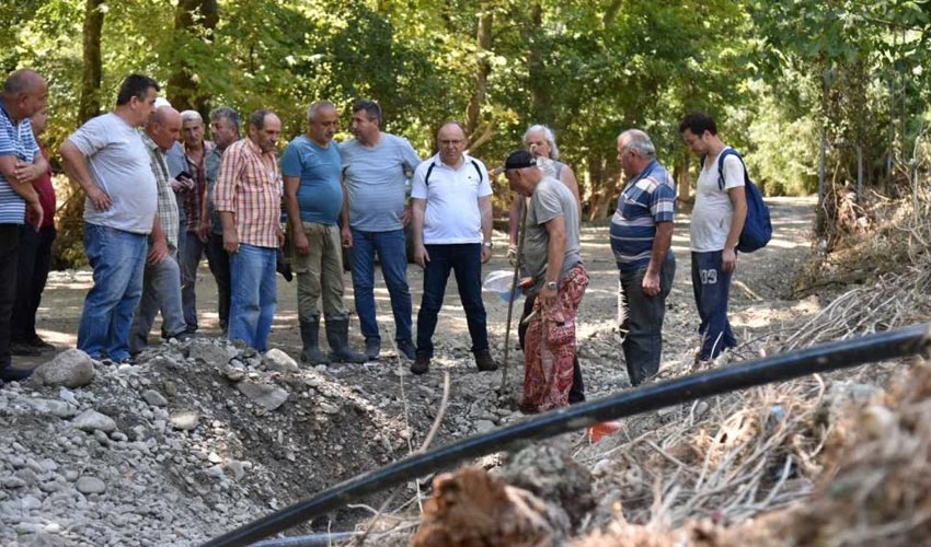 Vali Mustafa Tutulmaz sel bölgesinde incelemelerde bulundu - Zonguldak ...