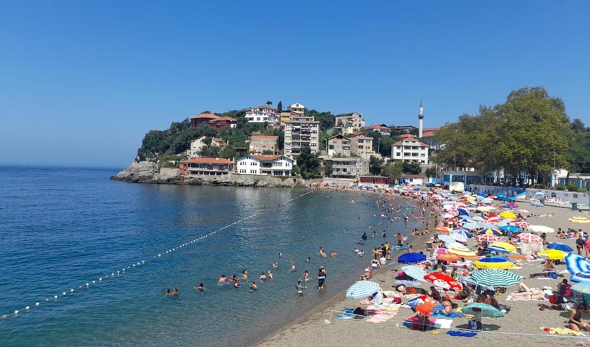 Kapuz Plajı güne hareketli başladı - Zonguldak Pusula Son Dakika Haberleri