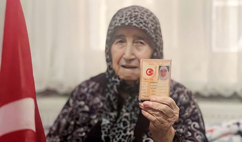 Hayriye Nine, Cumhuriyet ile aynı yaşta - Zonguldak Pusula Son Dakika ...