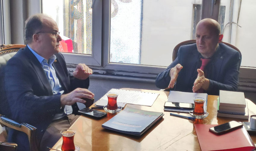 Belediye Başkan aday adayı Harun Akın’dan Kent Konseyi’ne ziyaret ...