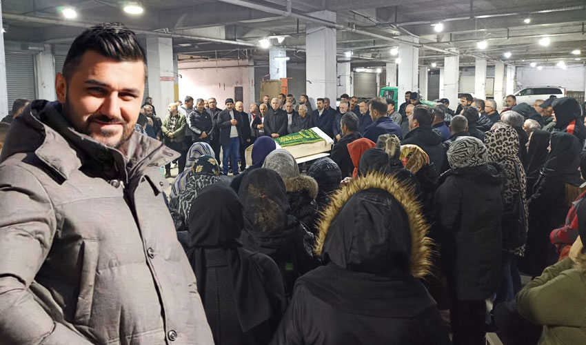 Sinan Şen için Kilimli Belediyesi önünde tören düzenlendi - Zonguldak ...